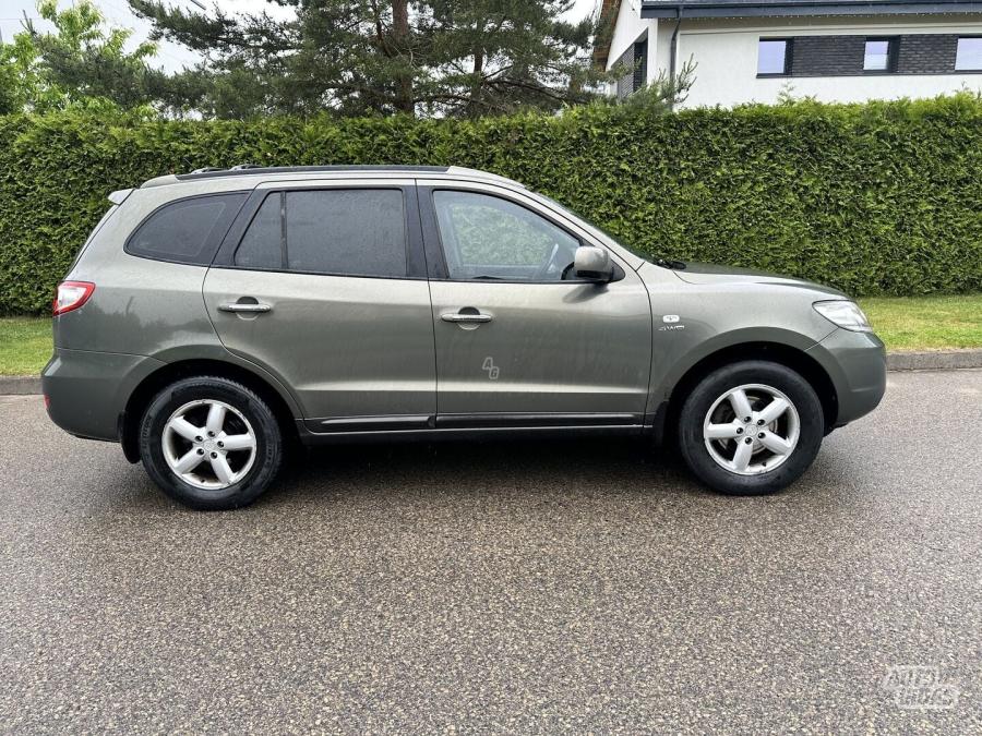 Hyundai Santa Fe 2007 Viļņa, ar dzinēja tilpumu 2.20 L un nobraukumu 320 tūkst. km par 3650 €, foto 5 vietnē AUTOMOTO.COM.LV