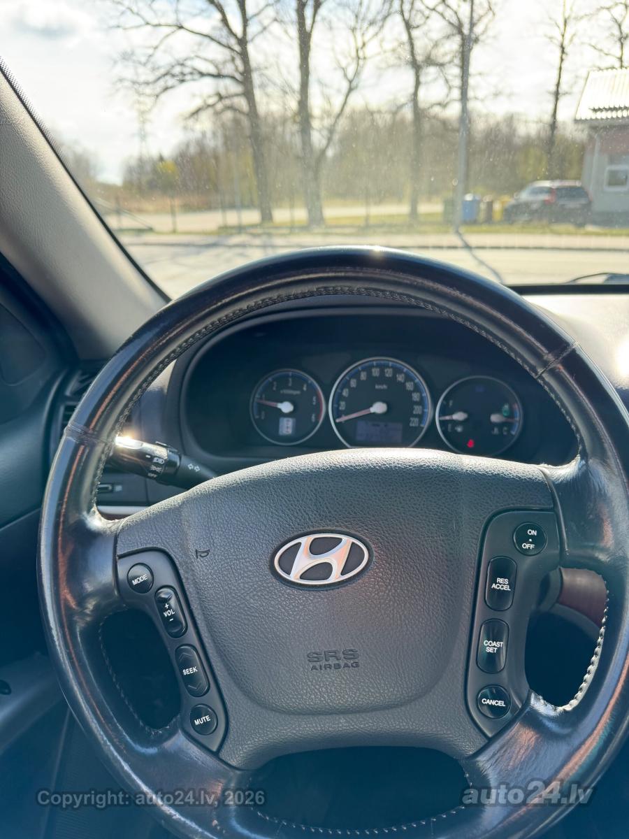 Hyundai Santa Fe 2007 Tallina, ar dzinēja tilpumu 2.20 L un nobraukumu 328 tūkst. km par 2999 €, foto 12 vietnē AUTOMOTO.COM.LV
