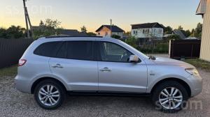 Hyundai Santa Fe 2007 Rēzekne, ar dzinēja tilpumu 2.20 L un nobraukumu 306 tūkst. km par 4350 €, foto 6 vietnē AUTOMOTO.COM.LV