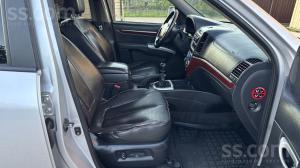 Hyundai Santa Fe 2007 Rēzekne, ar dzinēja tilpumu 2.20 L un nobraukumu 306 tūkst. km par 4350 €, foto 12 vietnē AUTOMOTO.COM.LV