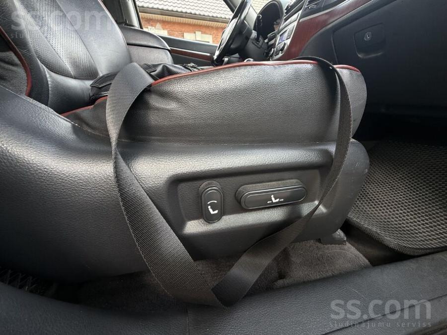 Hyundai Santa Fe 2007 Ludza, ar dzinēja tilpumu 2.20 L un nobraukumu 205 tūkst. km par 6550 €, foto 14 vietnē AUTOMOTO.COM.LV