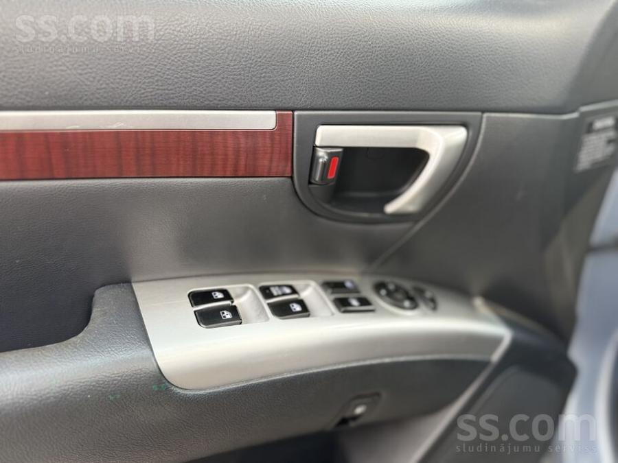 Hyundai Santa Fe 2007 Ludza, ar dzinēja tilpumu 2.20 L un nobraukumu 205 tūkst. km par 6550 €, foto 21 vietnē AUTOMOTO.COM.LV