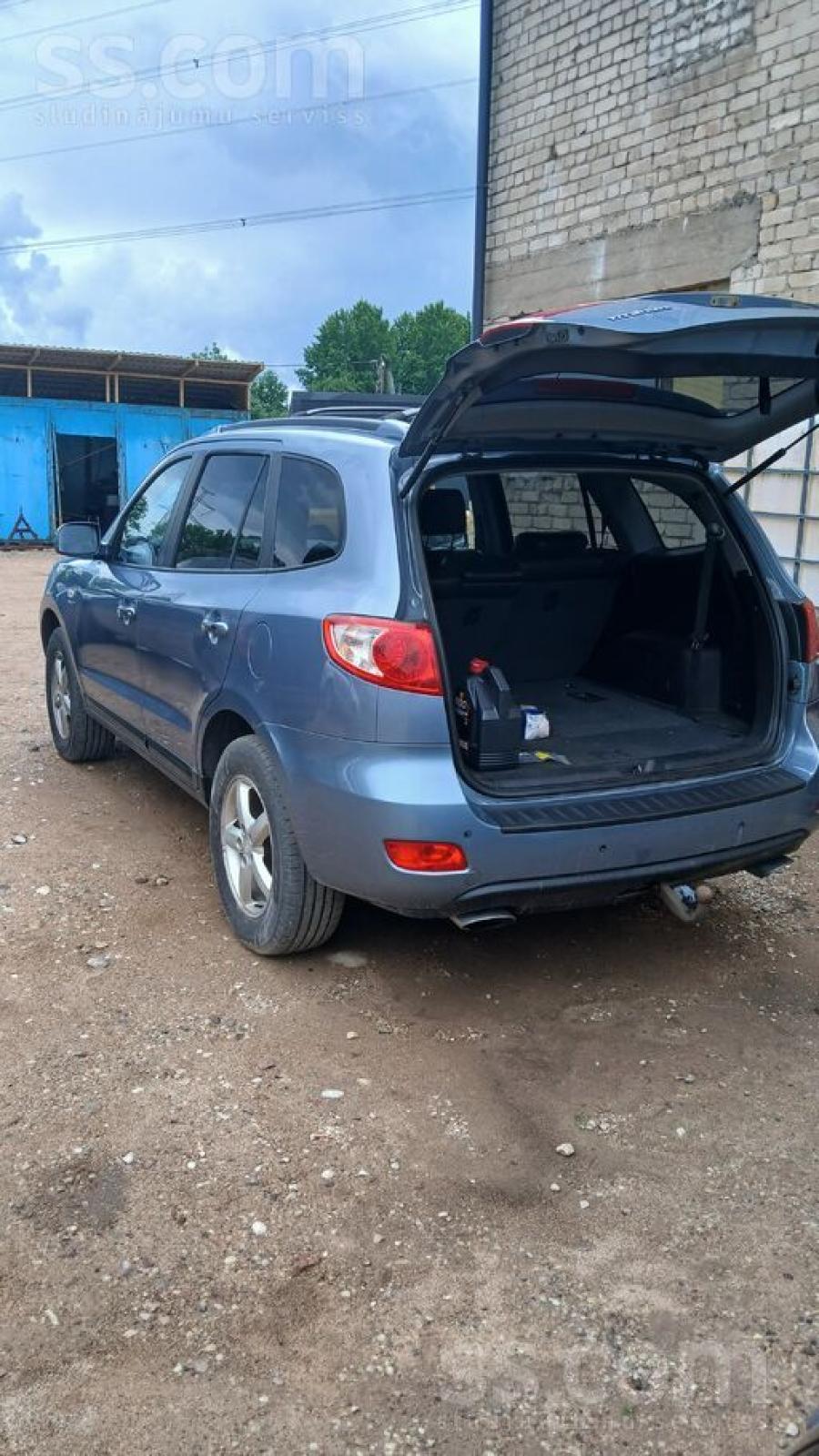 Hyundai Santa Fe 2007 Talsi, ar dzinēja tilpumu 2.20 L un nobraukumu 310 tūkst. km par 1100 €, foto 4 vietnē AUTOMOTO.COM.LV