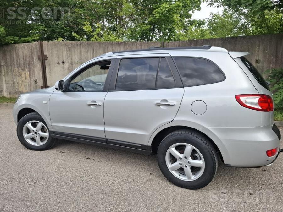 Hyundai Santa Fe 2007 Daugavpils, ar dzinēja tilpumu 2.20 L un nobraukumu 0 tūkst. km par 2400 €, foto 5 vietnē AUTOMOTO.COM.LV