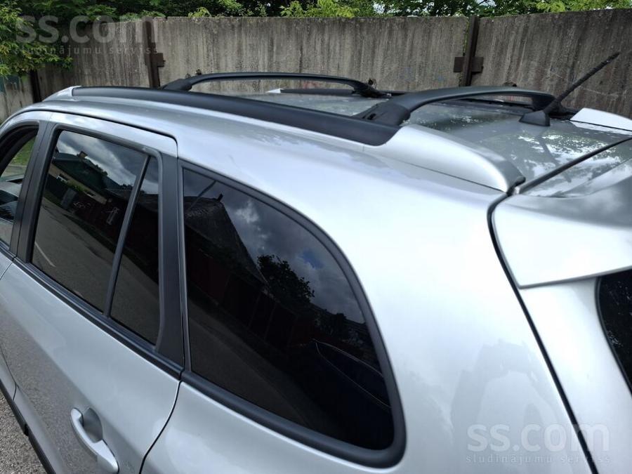 Hyundai Santa Fe 2007 Daugavpils, ar dzinēja tilpumu 2.20 L un nobraukumu 0 tūkst. km par 2400 €, foto 12 vietnē AUTOMOTO.COM.LV