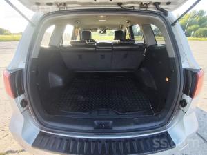 Hyundai Santa Fe 2007 Rīga, ar dzinēja tilpumu 2.20 L un nobraukumu 290 tūkst. km par 2500 €, foto 14 vietnē AUTOMOTO.COM.LV