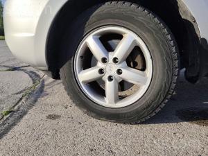 Hyundai Santa Fe 2007 Rīga, ar dzinēja tilpumu 2.20 L un nobraukumu 290 tūkst. km par 2500 €, foto 23 vietnē AUTOMOTO.COM.LV