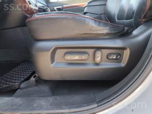 Hyundai Santa Fe 2007 Rīga, ar dzinēja tilpumu 2.20 L un nobraukumu 290 tūkst. km par 2500 €, foto 29 vietnē AUTOMOTO.COM.LV