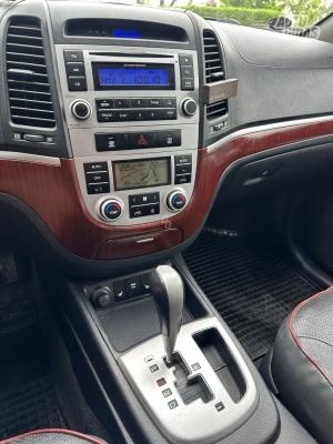 Hyundai Santa Fe 2007 in Vilnius, with an engine capacity of 2.20 L and mileage of 320 thousand km for 3500 €, photo 16 on AUTOMOTO.COM.LV