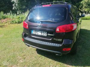 Hyundai Santa Fe 2007 in Moletai, with an engine capacity of 2.20 L and mileage of 349 thousand km for 2950 €, photo 8 on AUTOMOTO.COM.LV