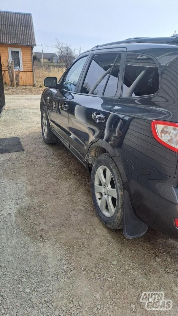 Hyundai Santa Fe 2007 Šauļi, ar dzinēja tilpumu 2.20 L un nobraukumu 288 tūkst. km par 3000 €, foto 6 vietnē AUTOMOTO.COM.LV