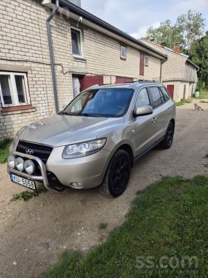 Hyundai Santa Fe 2007 Liepāja, ar dzinēja tilpumu 2.20 L un nobraukumu 321 tūkst. km par 3500 €, foto 7 vietnē AUTOMOTO.COM.LV