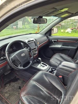 Hyundai Santa Fe 2007 Liepāja, ar dzinēja tilpumu 2.20 L un nobraukumu 321 tūkst. km par 3500 €, foto 9 vietnē AUTOMOTO.COM.LV
