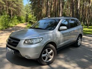 Hyundai Santa Fe 2007 in Vilnius, with an engine capacity of 2.20 L and mileage of 300 thousand km for 2499 €, photo  on AUTOMOTO.COM.LV