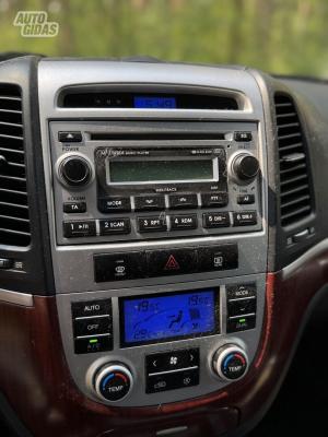 Hyundai Santa Fe 2007 in Vilnius, with an engine capacity of 2.20 L and mileage of 300 thousand km for 2499 €, photo 10 on AUTOMOTO.COM.LV
