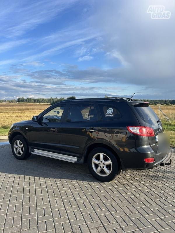 Hyundai Santa Fe 2007 in Vilnius, with an engine capacity of 2.20 L and mileage of 333 thousand km for 5200 €, photo 8 on AUTOMOTO.COM.LV