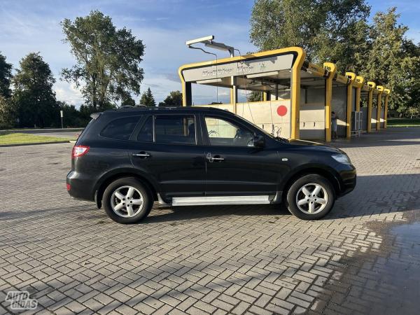 Hyundai Santa Fe 2007 in Vilnius, with an engine capacity of 2.20 L and mileage of 333 thousand km for 5200 €, photo 9 on AUTOMOTO.COM.LV