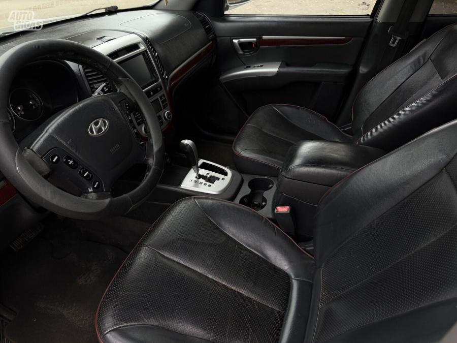 Hyundai Santa Fe 2007 Kelmė, ar dzinēja tilpumu 2.20 L un nobraukumu 261 tūkst. km par 2950 €, foto 9 vietnē AUTOMOTO.COM.LV