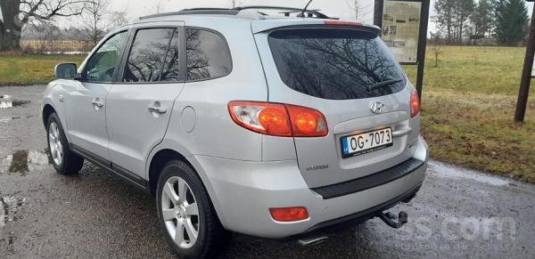 Hyundai Santa Fe 2008 Daugavpils, ar dzinēja tilpumu 2.20 L un nobraukumu 320 tūkst. km par 3650 €, foto 3 vietnē AUTOMOTO.COM.LV