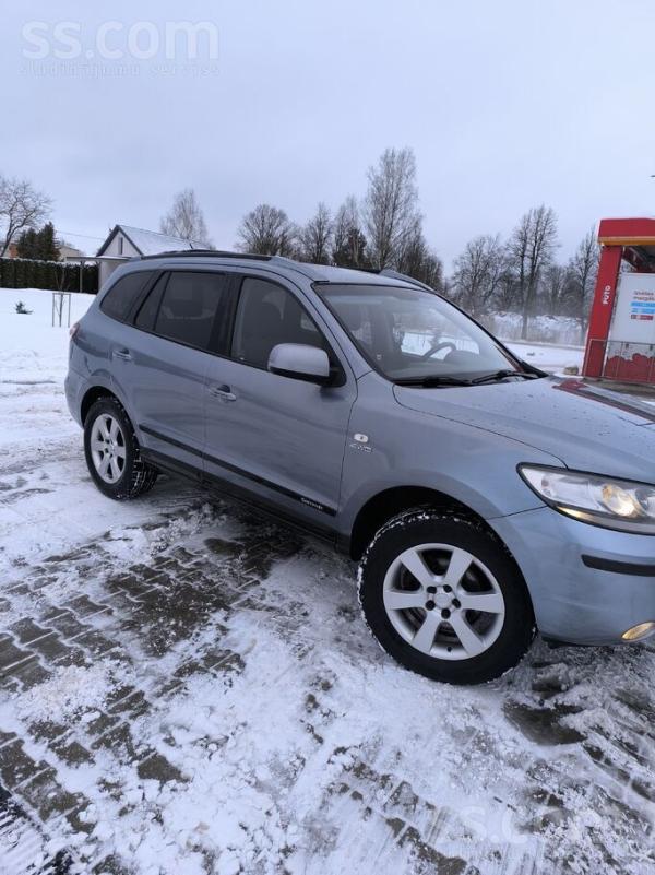 Hyundai Santa Fe 2008 Valmiera, ar dzinēja tilpumu 2.20 L un nobraukumu 210 tūkst. km par 4400 €, foto 2 vietnē AUTOMOTO.COM.LV