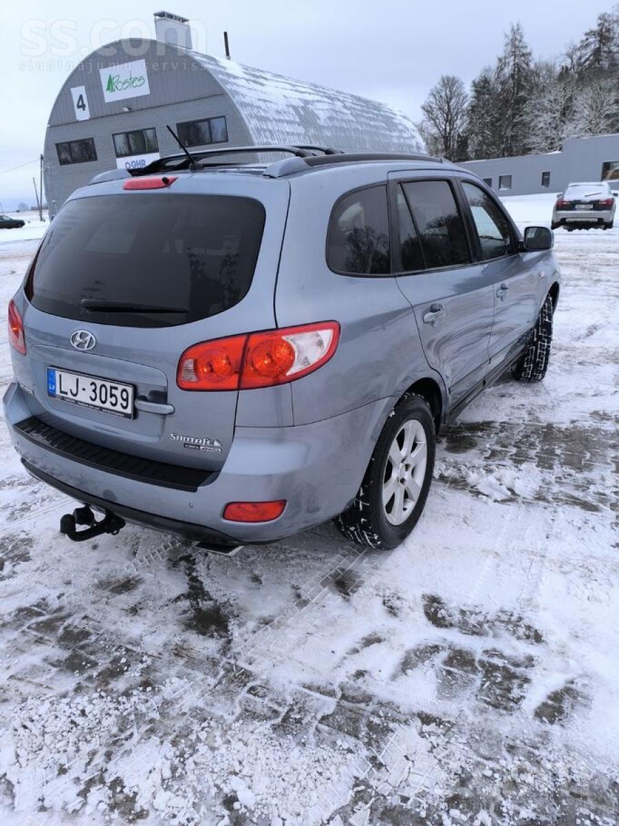 Hyundai Santa Fe 2008 Valmiera, ar dzinēja tilpumu 2.20 L un nobraukumu 210 tūkst. km par 4400 €, foto 4 vietnē AUTOMOTO.COM.LV