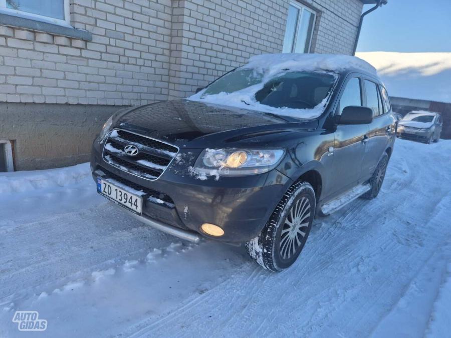 Hyundai Santa Fe 2008 in Telschi, with an engine capacity of 2.20 L and mileage of 260 thousand km for 2250 €, photo 5 on AUTOMOTO.COM.LV