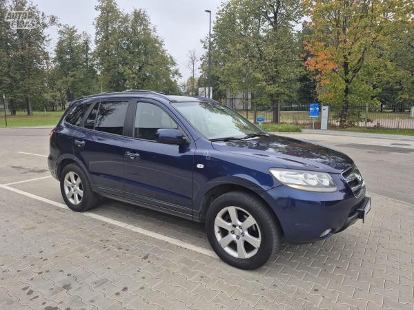 Hyundai Santa Fe 2008 in Vilnius, with an engine capacity of 2.20 L and mileage of 301 thousand km for 4980 €, photo 2 on AUTOMOTO.COM.LV