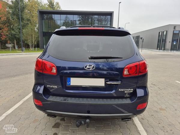 Hyundai Santa Fe 2008 in Vilnius, with an engine capacity of 2.20 L and mileage of 301 thousand km for 4980 €, photo 6 on AUTOMOTO.COM.LV