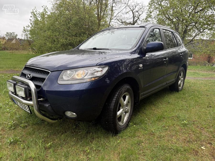 Hyundai Santa Fe 2008 in Kaunas, with an engine capacity of 2.20 L and mileage of 270 thousand km for 3200 €, photo 1 on AUTOMOTO.COM.LV