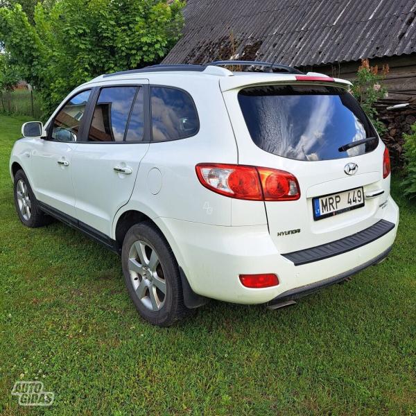 Hyundai Santa Fe 2008 in Vilnius, with an engine capacity of 2.20 L and mileage of 361 thousand km for 3800 €, photo 6 on AUTOMOTO.COM.LV