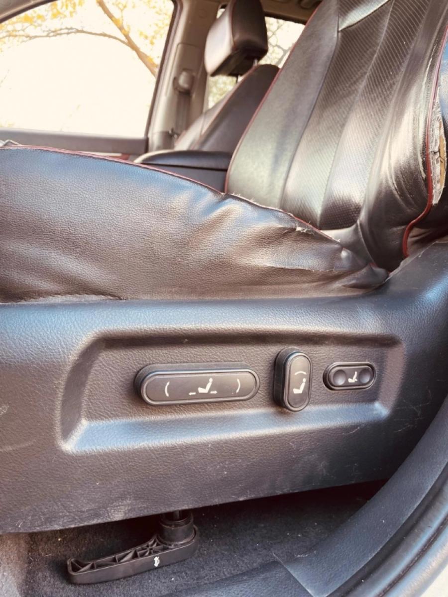 Hyundai Santa Fe 2008 Rīga, ar dzinēja tilpumu 2.20 L un nobraukumu 490 tūkst. km par 2990 €, foto 9 vietnē AUTOMOTO.COM.LV