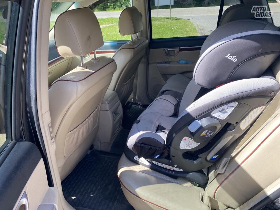 Hyundai Santa Fe 2008 Zarasai, ar dzinēja tilpumu 2.20 L un nobraukumu 250 tūkst. km par 3000 €, foto 5 vietnē AUTOMOTO.COM.LV