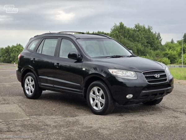 Hyundai Santa Fe 2008 in Siauliai, with an engine capacity of 2.70 L and mileage of 200 thousand km for 1300 €, photo 2 on AUTOMOTO.COM.LV