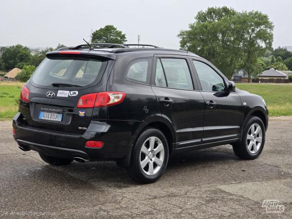 Hyundai Santa Fe 2008 in Siauliai, with an engine capacity of 2.70 L and mileage of 200 thousand km for 1300 €, photo 5 on AUTOMOTO.COM.LV