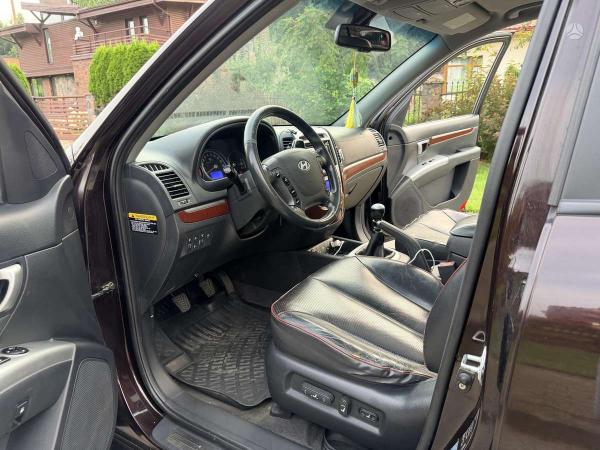 Hyundai Santa Fe 2008 Viļņa, ar dzinēja tilpumu 2.19 L un nobraukumu 262 tūkst. km par 3600 €, foto 7 vietnē AUTOMOTO.COM.LV