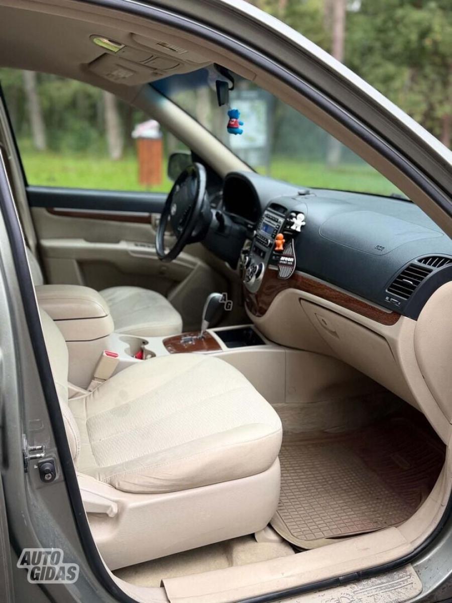 Hyundai Santa Fe 2008 Kauņa, ar dzinēja tilpumu 2.70 L un nobraukumu 160 tūkst. km par 2590 €, foto 19 vietnē AUTOMOTO.COM.LV