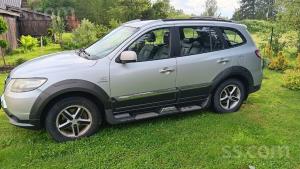 Hyundai Santa Fe 2009 Ludza, ar dzinēja tilpumu 2.20 L un nobraukumu 369 tūkst. km par 1000 €, foto 1 vietnē AUTOMOTO.COM.LV