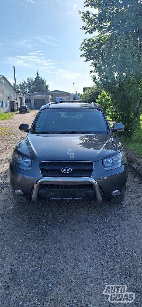 Hyundai Santa Fe 2009 Jurbarkas, ar dzinēja tilpumu 2.20 L un nobraukumu 215 tūkst. km par 3200 €, foto 2 vietnē AUTOMOTO.COM.LV