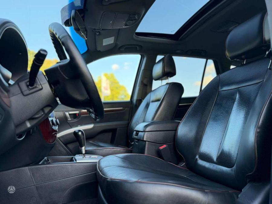 Hyundai Santa Fe 2009 Kauņa, ar dzinēja tilpumu 2.19 L un nobraukumu 334 tūkst. km par 6000 €, foto 9 vietnē AUTOMOTO.COM.LV
