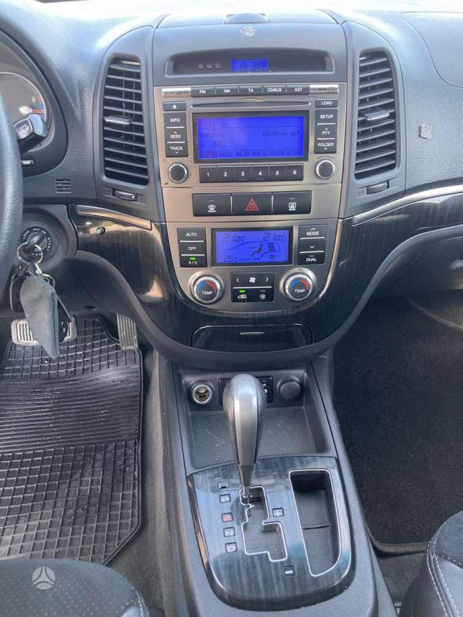 Hyundai Santa Fe 2009 Marijampole, ar dzinēja tilpumu 2.19 L un nobraukumu 258 tūkst. km par 3999 €, foto 9 vietnē AUTOMOTO.COM.LV