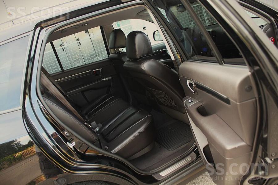 Hyundai Santa Fe 2011 Rīga, ar dzinēja tilpumu 2.20 L un nobraukumu 0 tūkst. km par 7490 €, foto 29 vietnē AUTOMOTO.COM.LV