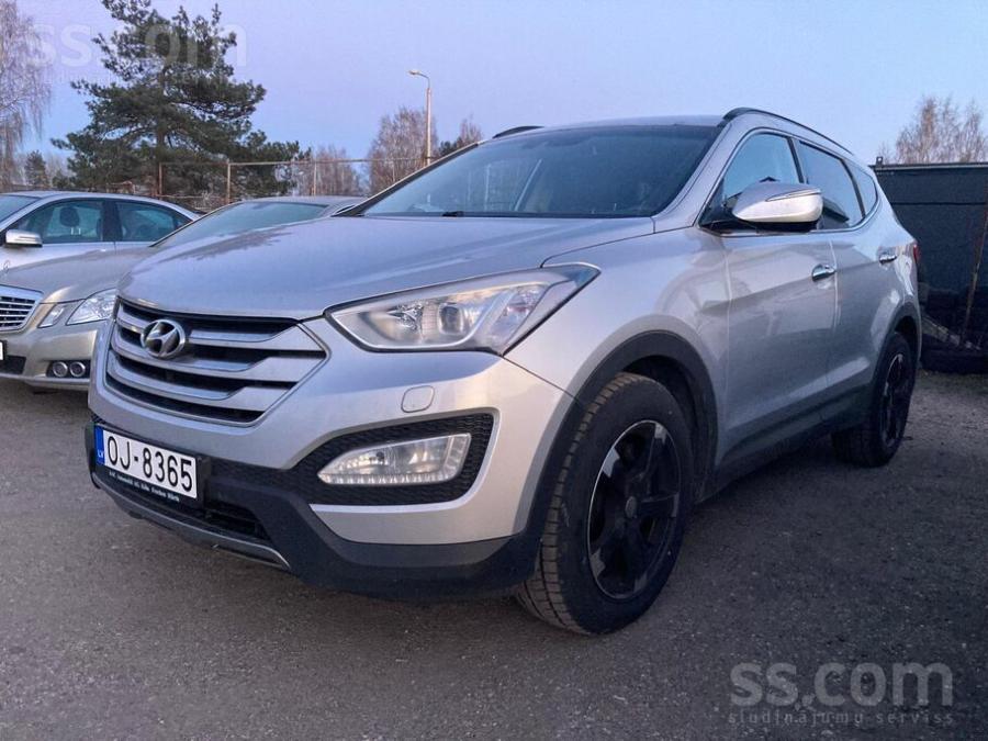 Hyundai Santa Fe 2012 Rīga, ar dzinēja tilpumu 2.20 L un nobraukumu 258 tūkst. km par 10300 €, foto 1 vietnē AUTOMOTO.COM.LV