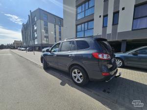 Hyundai Santa Fe 2012 in Kaunas, with an engine capacity of 2.00 L and mileage of 302 thousand km for 7499 €, photo 9 on AUTOMOTO.COM.LV