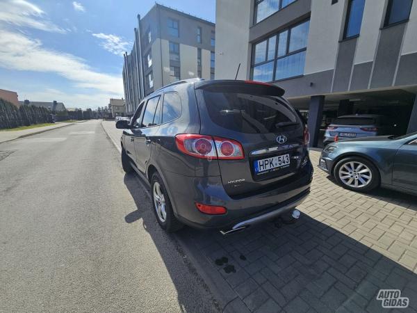 Hyundai Santa Fe 2012 in Kaunas, with an engine capacity of 2.00 L and mileage of 302 thousand km for 7499 €, photo 10 on AUTOMOTO.COM.LV