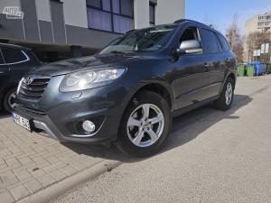 Hyundai Santa Fe 2012 in Kaunas, with an engine capacity of 2.00 L and mileage of 302 thousand km for 7499 €, photo 24 on AUTOMOTO.COM.LV