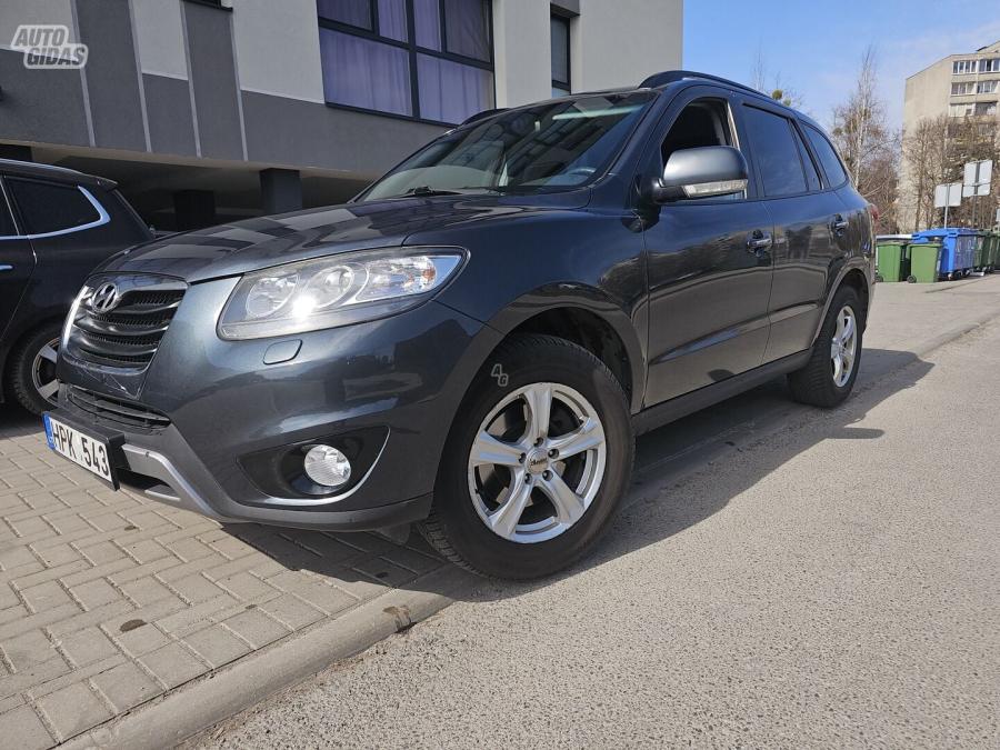 Hyundai Santa Fe 2012 in Kaunas, with an engine capacity of 2.00 L and mileage of 302 thousand km for 7499 €, photo 24 on AUTOMOTO.COM.LV