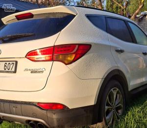 Hyundai Santa Fe 2012 Viļņa, ar dzinēja tilpumu 2.20 L un nobraukumu 315 tūkst. km par 8900 €, foto 6 vietnē AUTOMOTO.COM.LV