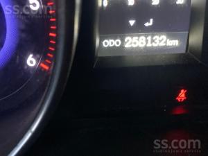 Hyundai Santa Fe 2012 Rīga, ar dzinēja tilpumu 2.20 L un nobraukumu 258 tūkst. km par 8600 €, foto 13 vietnē AUTOMOTO.COM.LV