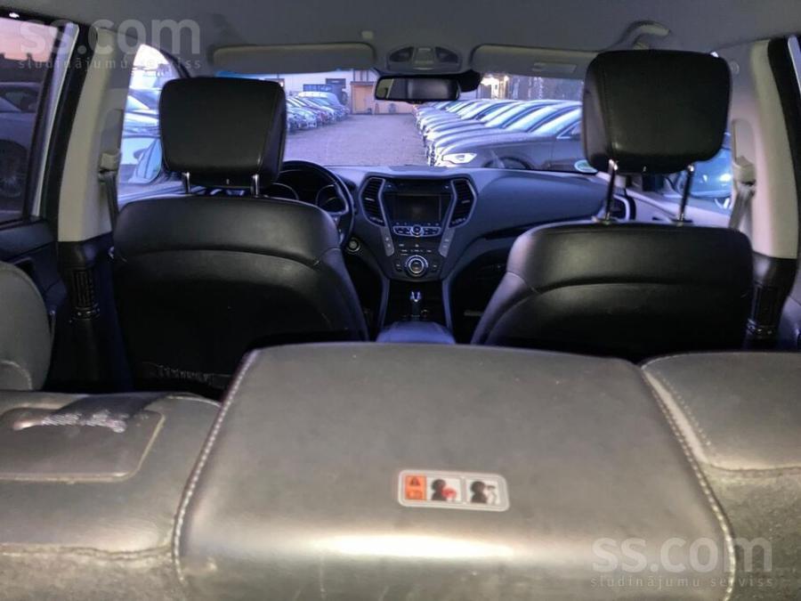 Hyundai Santa Fe 2012 Rīga, ar dzinēja tilpumu 2.20 L un nobraukumu 258 tūkst. km par 8600 €, foto 30 vietnē AUTOMOTO.COM.LV