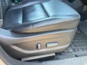 Hyundai Santa Fe 2012 Rīga, ar dzinēja tilpumu 2.20 L un nobraukumu 258 tūkst. km par 8600 €, foto 32 vietnē AUTOMOTO.COM.LV